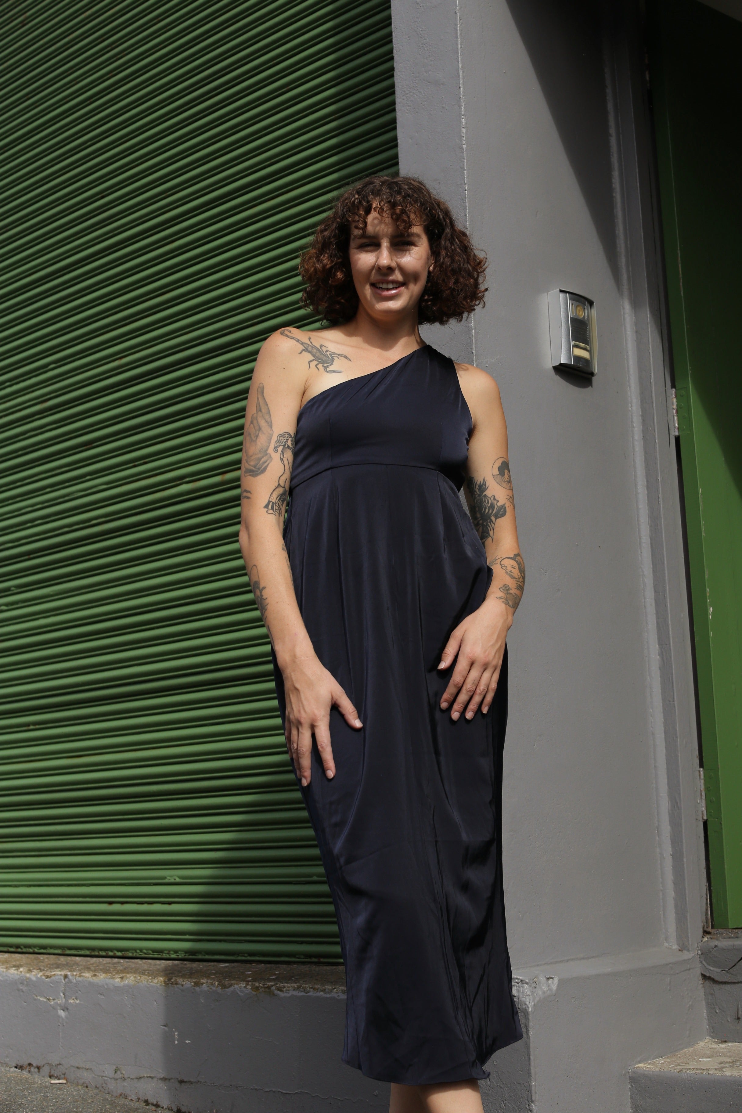 Showpo navy one shoulder dress – Common
